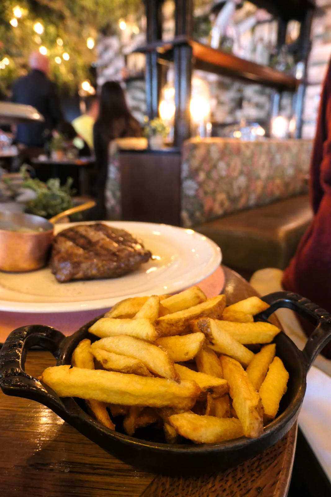 The Grill room, une très bonne adresse située près du parc Monceau à ...